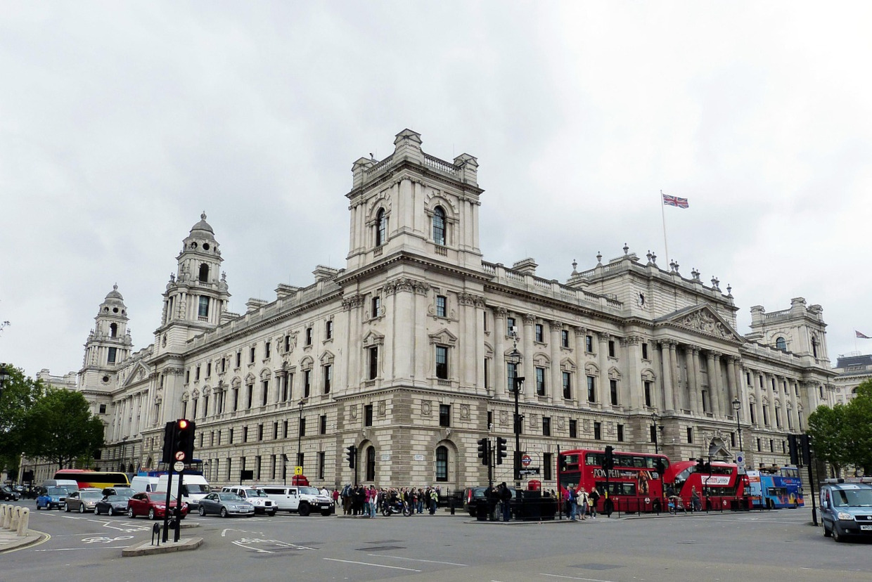 UK government ‘must reconcile office working policy with plans to ...