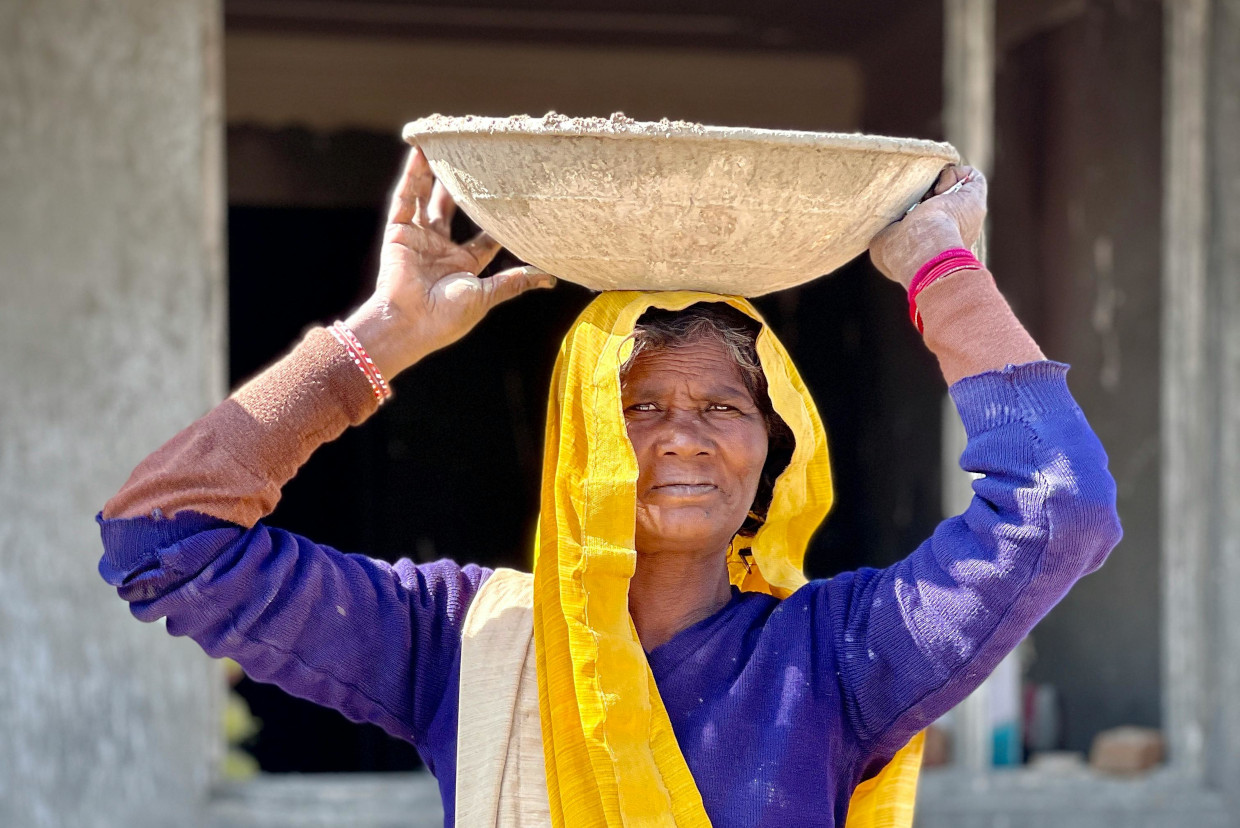 Women’s share of labour income ‘barely shifts’ in 35 years, finds World ...